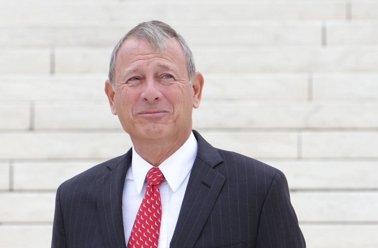 In Year-End Report, Roberts Looks Ahead to Nation's 250th Birthday| Law.com