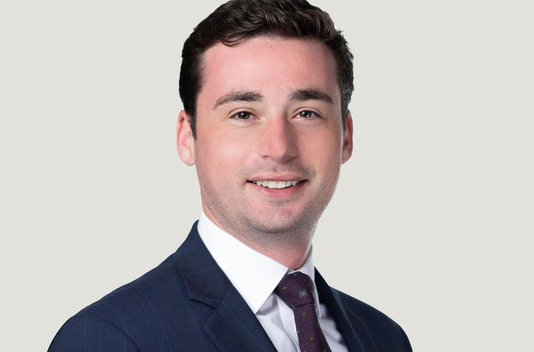 On the Move and After Hours: Saiber; Genova Burns; Archer; Blaine E ...