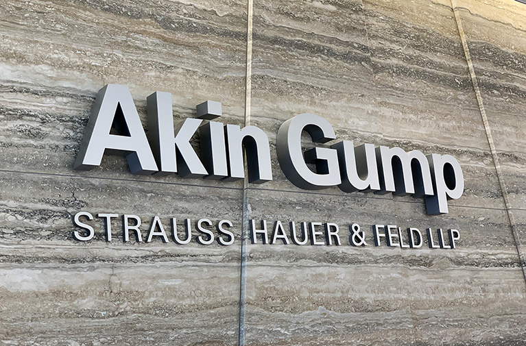 Ropes PE Partner Duo Defects to Akin in London| Law.com