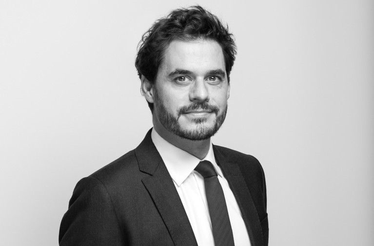 Freshfields Brings in Four-Lawyer Corporate Team From French Firm to ...