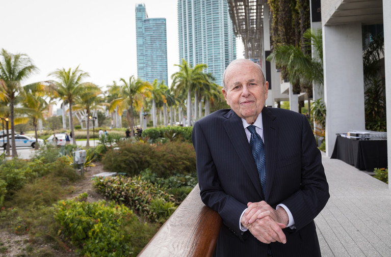 Greenberg Traurig Founder Larry Hoffman Dies at 95| Law.com